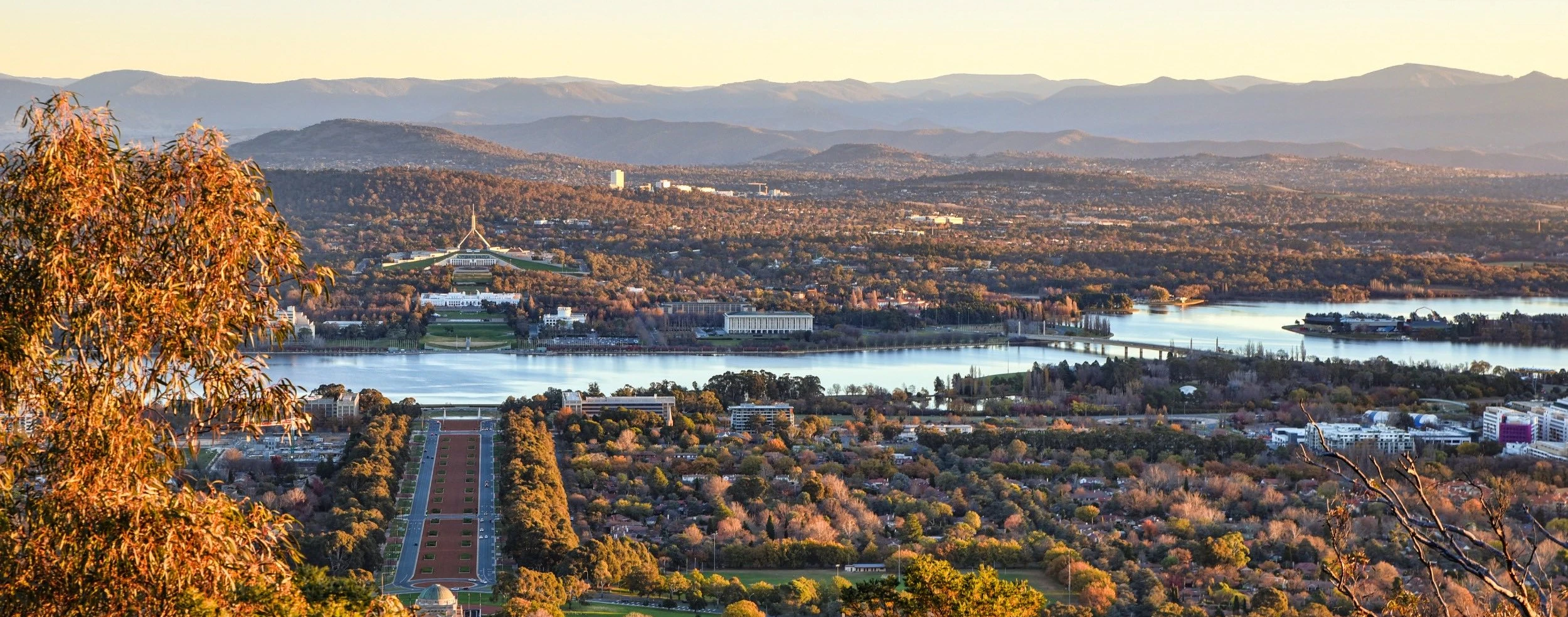Migration Agents in Canberra | Heenan & Browne